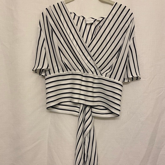 Soho | Tops | Soho Cropped Wrap Blouse | Poshmark